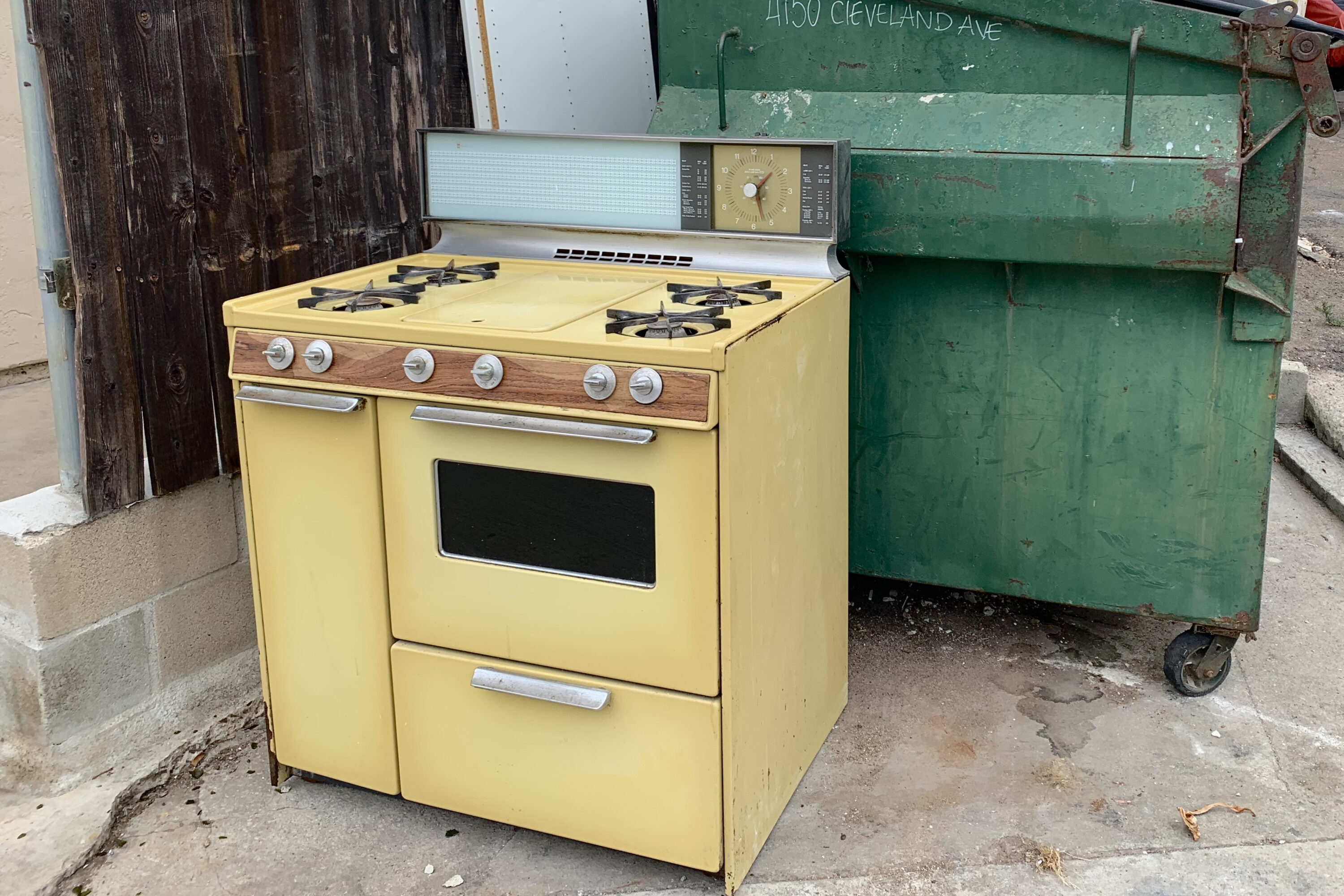 Vintage 1970s, Do You Think? – 5 Minutes with Joe