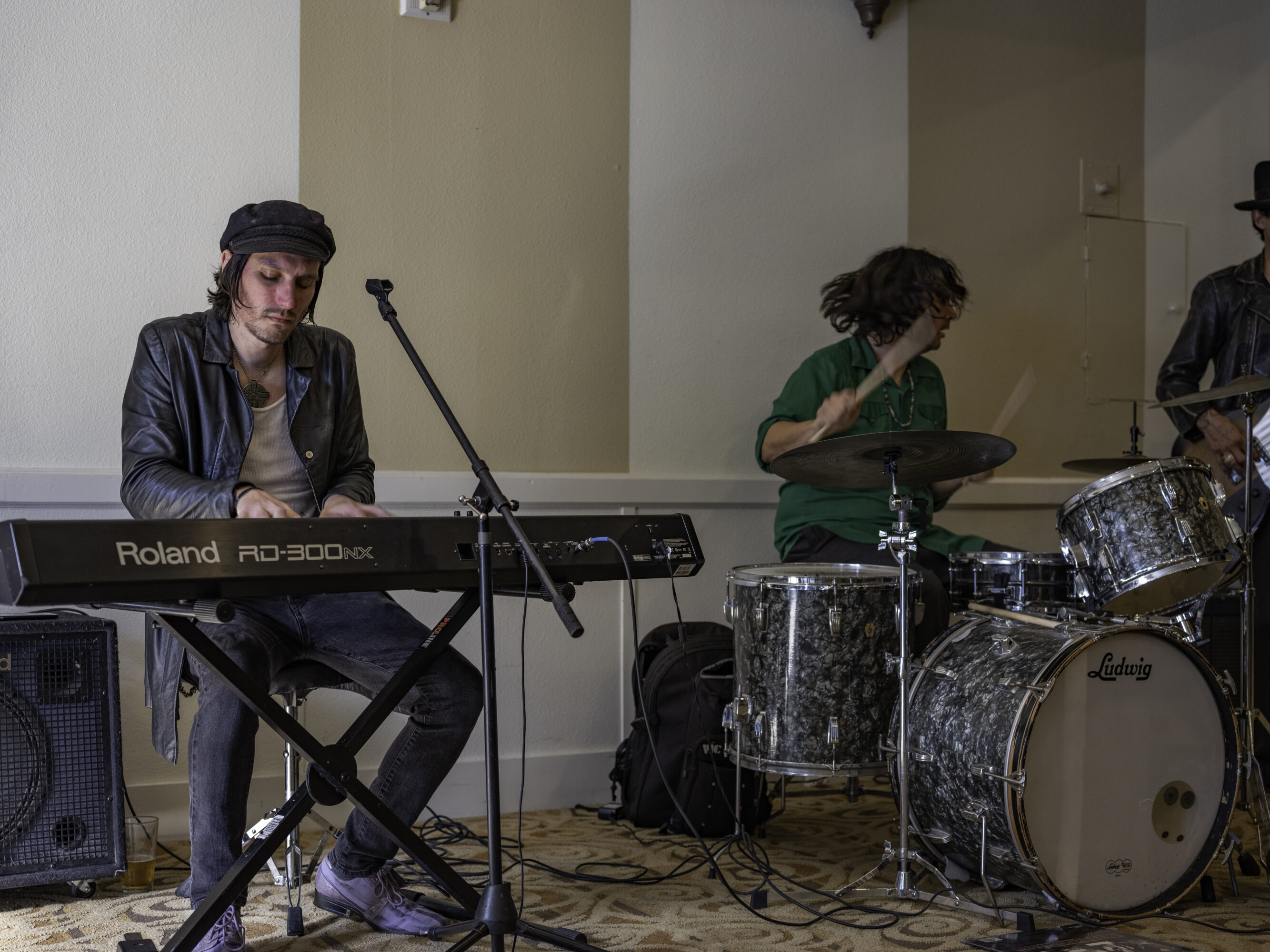 The Band Plays – 5 Minutes with Joe