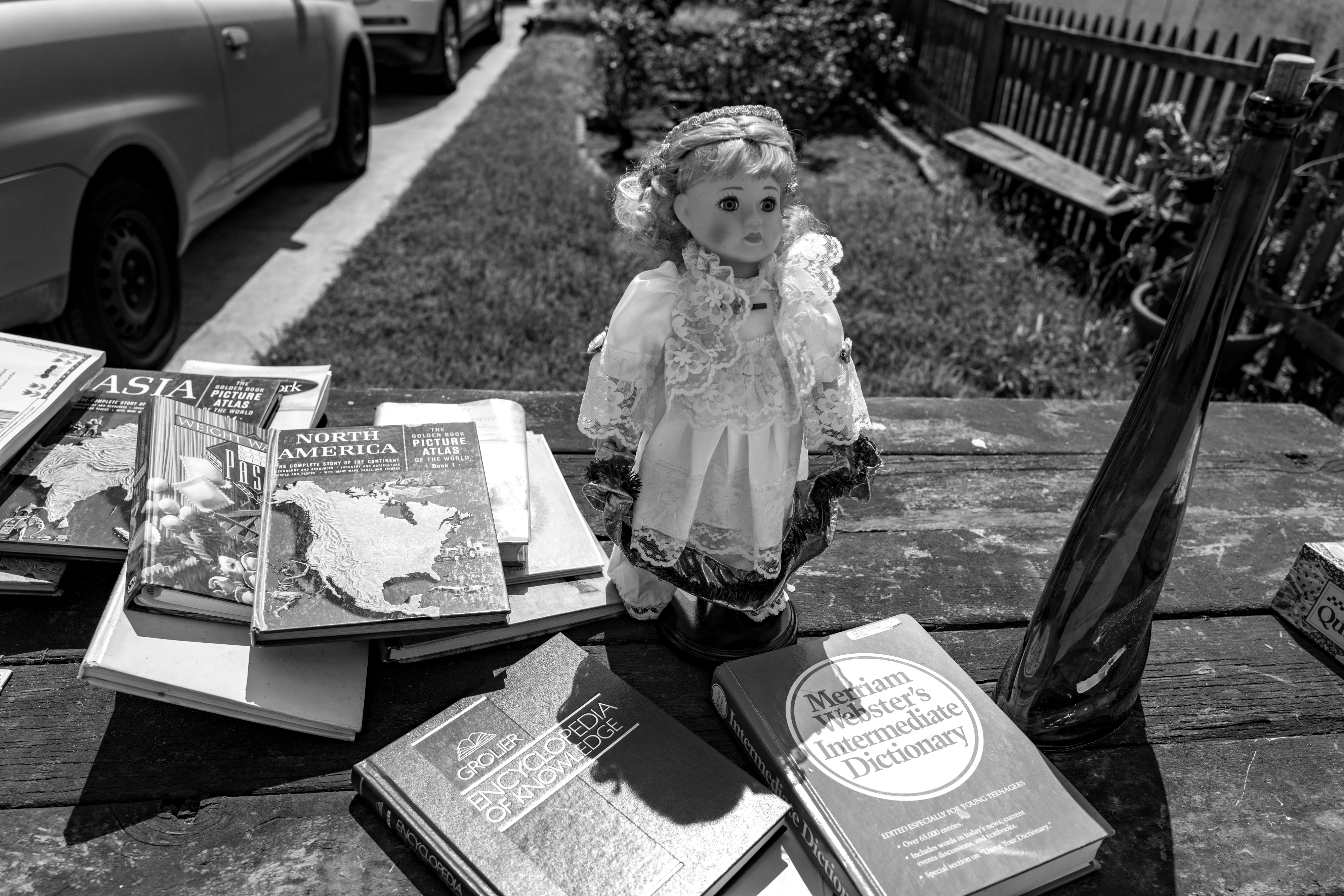 Doll and Books – 5 Minutes with Joe